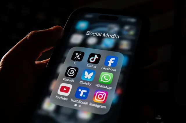 China Is Dominating the US App Stores Amid Looming TikTok Ban - Newsweek