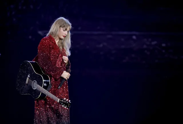 How Taylor Swift Helped 'Suffering' LA Fire Victims - Newsweek