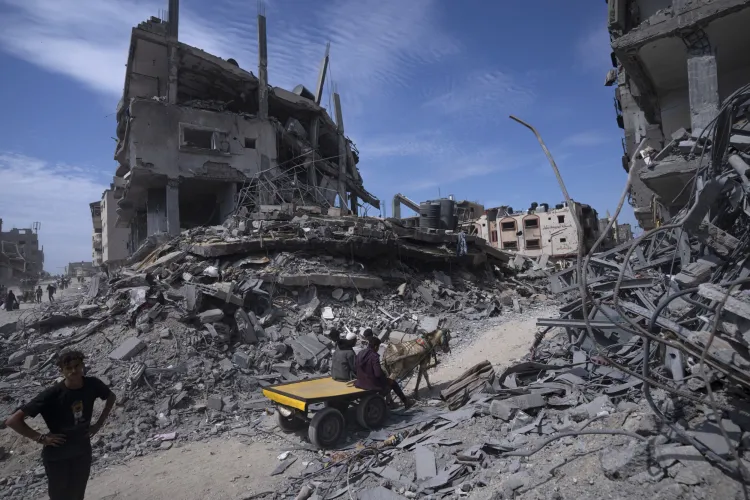 Post-Ceasefire, Gaza Rubble Mountains Expected to Take 15 Years to ...