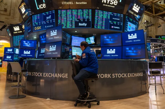 Is the Stock Market Closed? Trump's Inauguration and MLK Day are Both ...