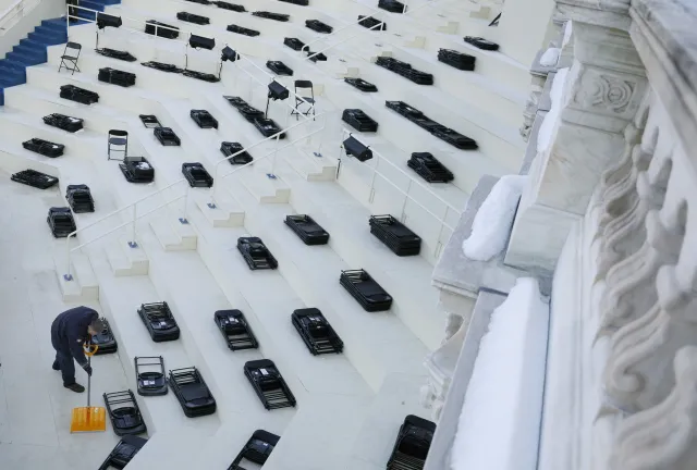 Trump Says He’s Moving Inauguration Indoors. Here’s How It Will Work ...