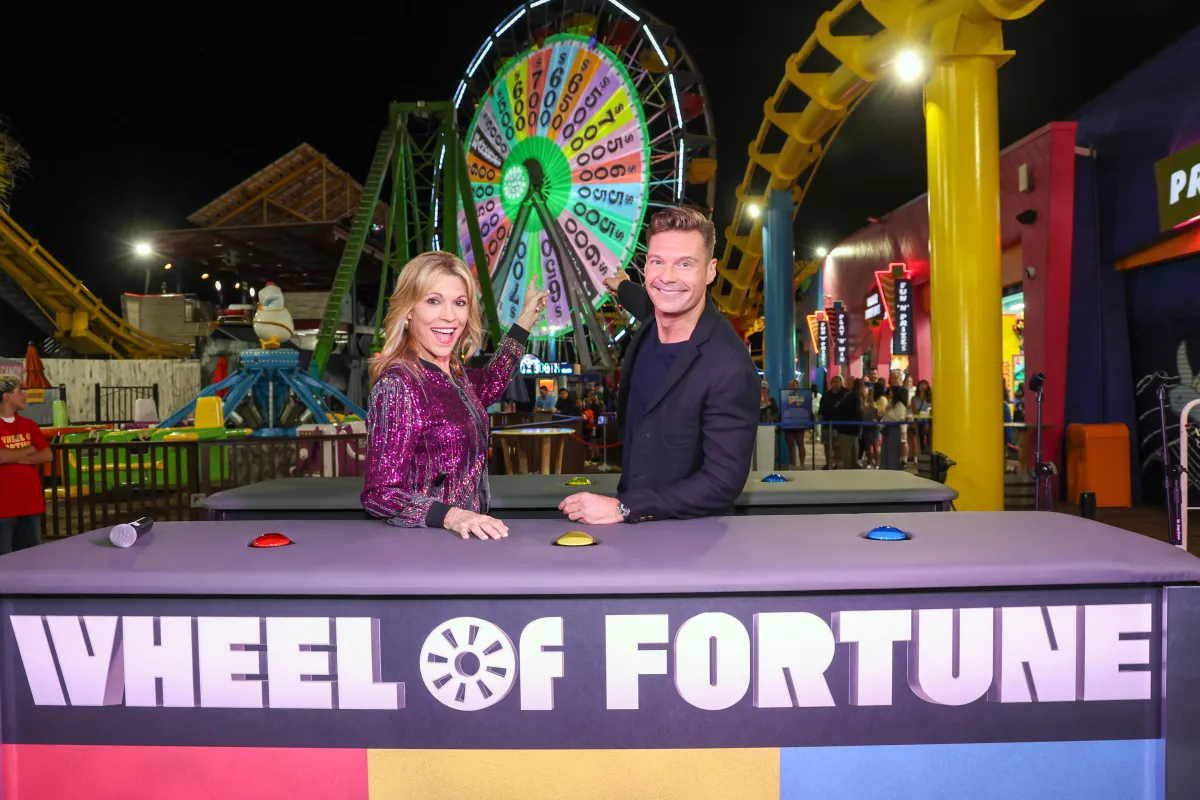 Ryan Seacrest Reaction to 'WoF' Contestant's Marijuana-Related Blunder ...