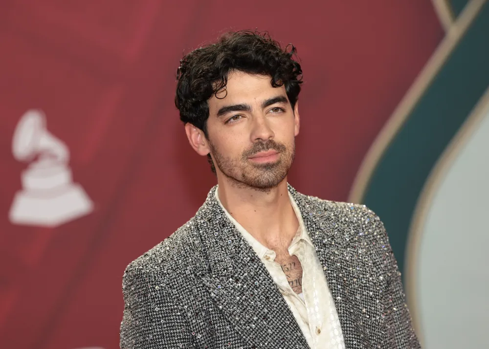 Joe Jonas Dresses in Drag, Fans Have Questions - Newsweek