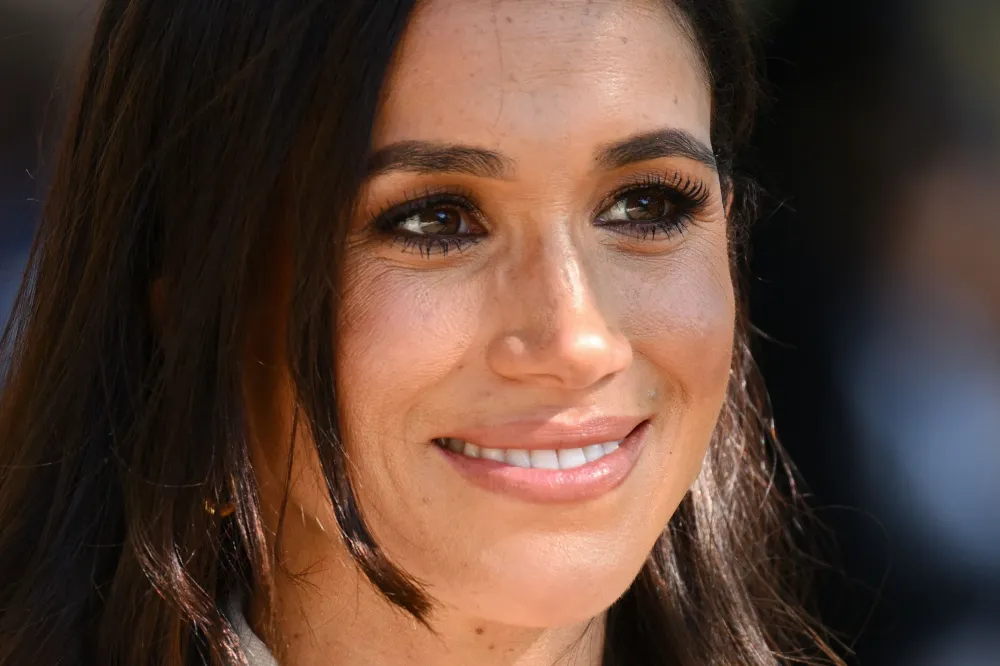 Meghan Markle New Bullying Allegations Are a Major Crisis - Newsweek