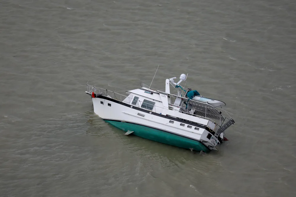 Florida Sailors Warned Dangerous Ocean Conditions Could Capsize Boats ...
