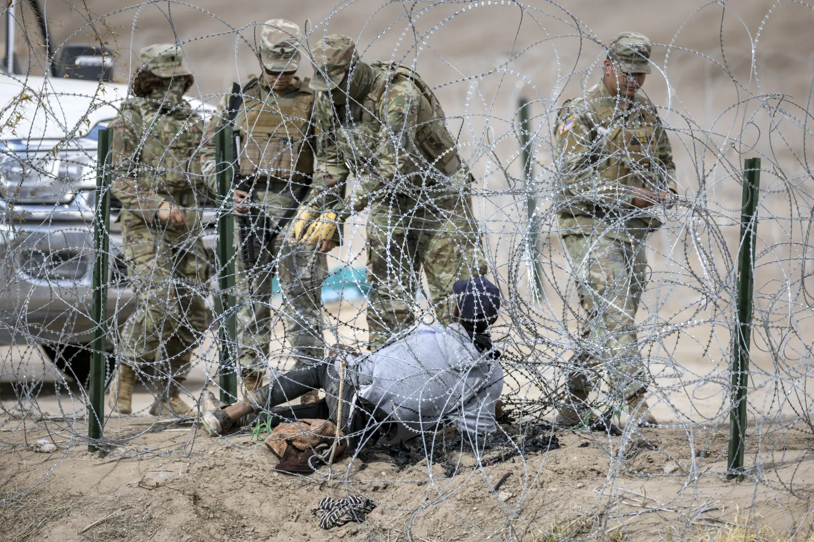 National Guard Responds to ‘Emergency’ at Southern Border - Newsweek