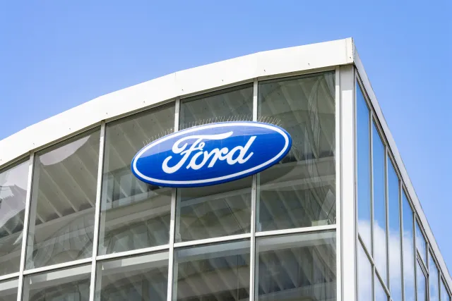 Ford Recalls 270K Broncos, Mavericks Over Battery Defect - Newsweek