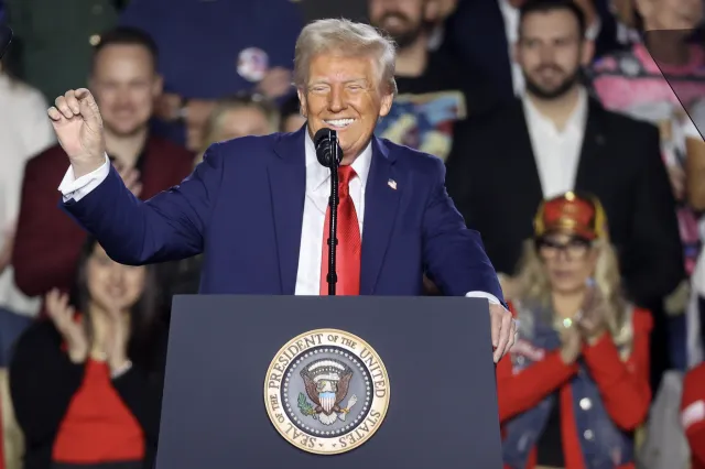 Donald Trump Congratulates Chiefs on AFC Championship Victory, Includes ...