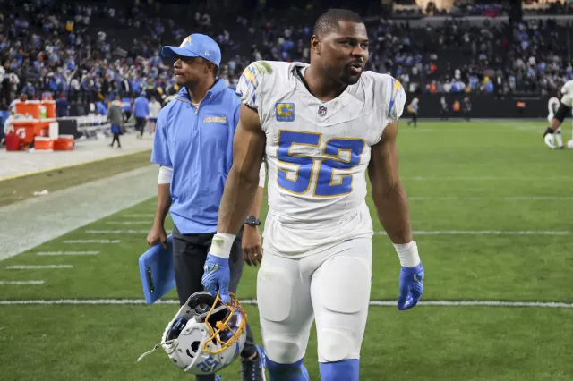 Chargers Get Massive Hopeful Injury Update on Khalil Mack - Newsweek