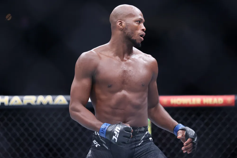 UFC Saudi Arabia: Michael 'Venom' Page Outclasses Shara Magomedov in ...
