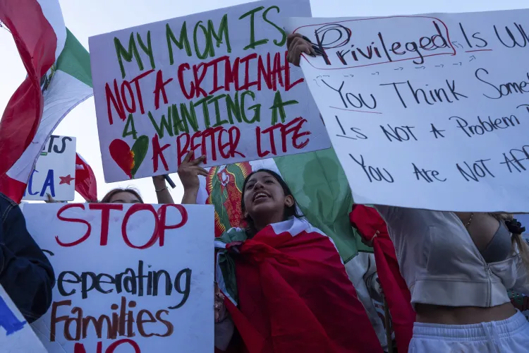 Map Shows States Where ICE Protests Are Taking Place - Newsweek
