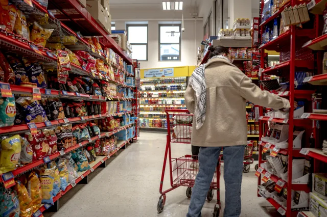 Canadians React to Looming Trump Tariffs: ‘One-Sided Breakup’ - Newsweek