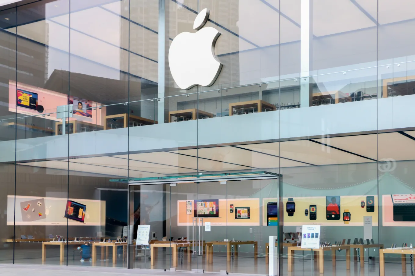 Apple Releases New App Called Apple Invites—Here’s Everything To Know ...