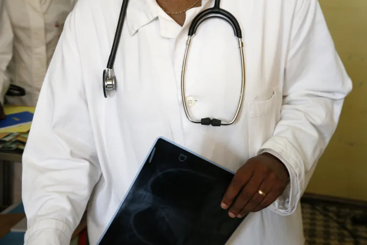 Community Health Centers Are Closing Amid Funding Confusion - Newsweek