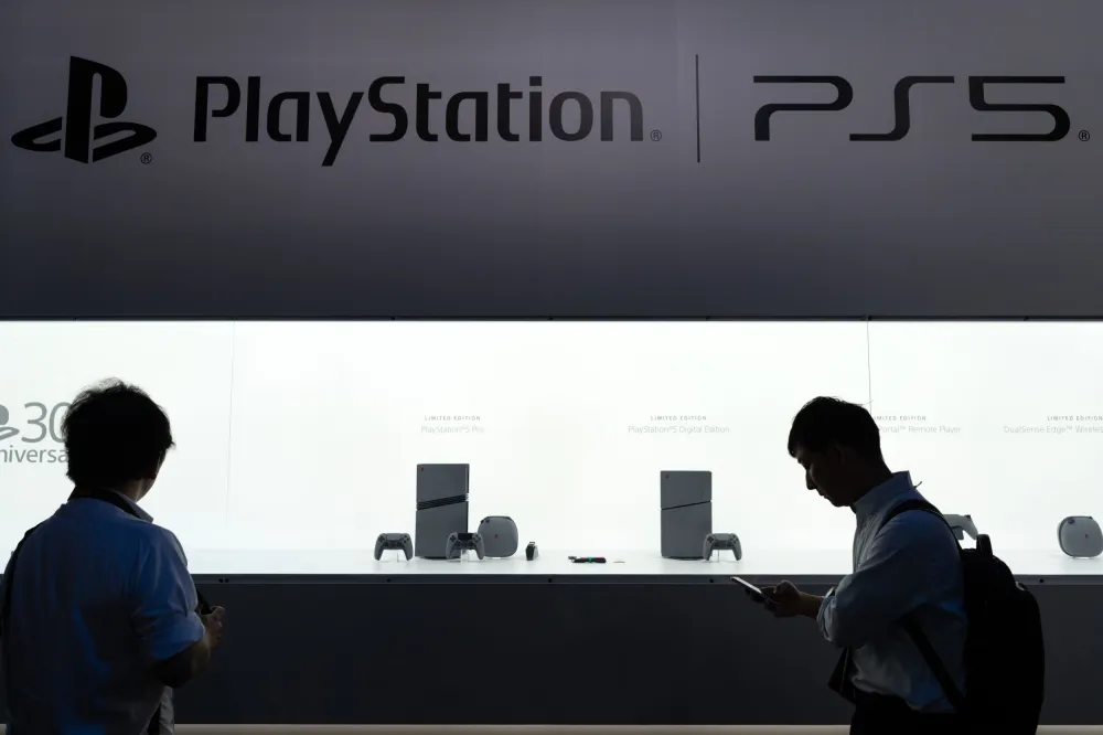 Sony PlayStation Network Outage Disrupts Gamers Around the World - Newsweek