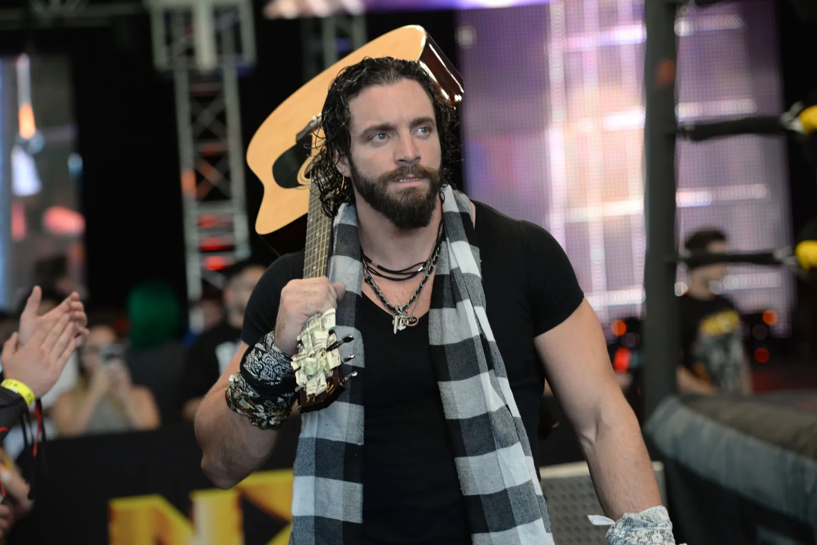 Former WWE Superstar Elias Signs With AEW: Report - Newsweek
