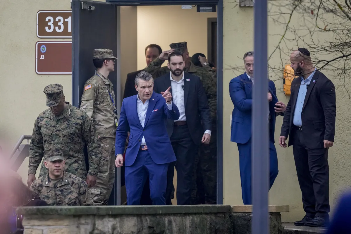 Pete Hegseth Trains With US Troops During NATO Trip - Newsweek