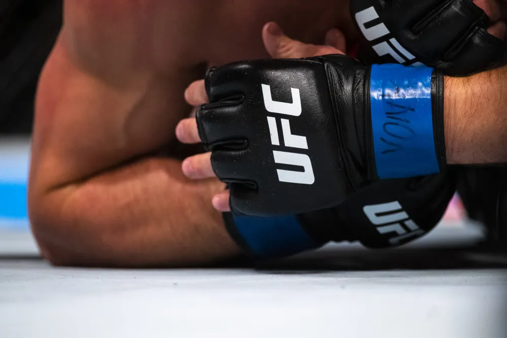 UFC Announces New Gloves Will be Permanently Removed From Competition ...