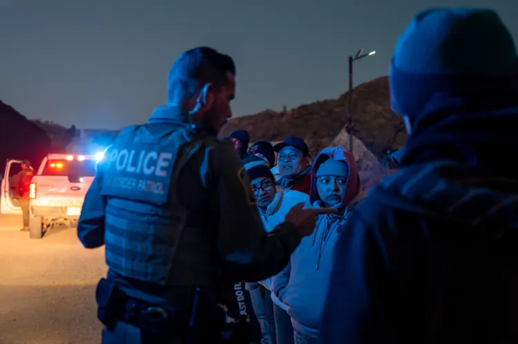 Arrests at Southern Border Plummet In Trump’s First Weeks, New Data ...