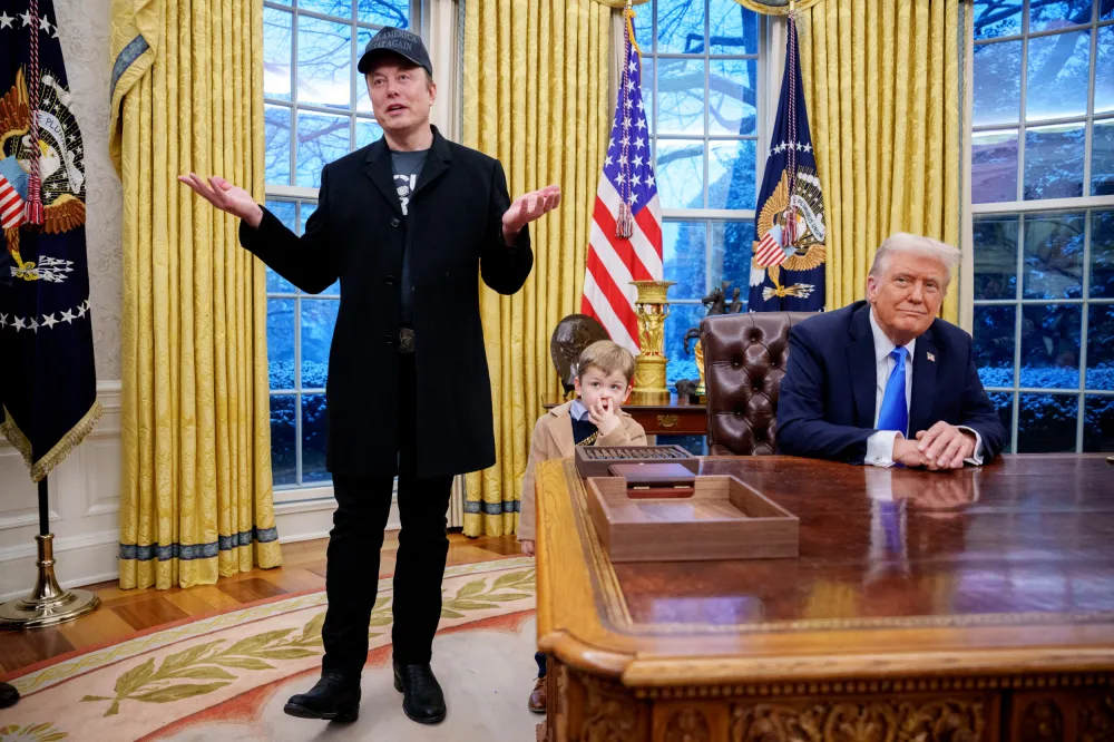 Video of Donald Trump Interrupting Elon Musk Goes Viral - Newsweek