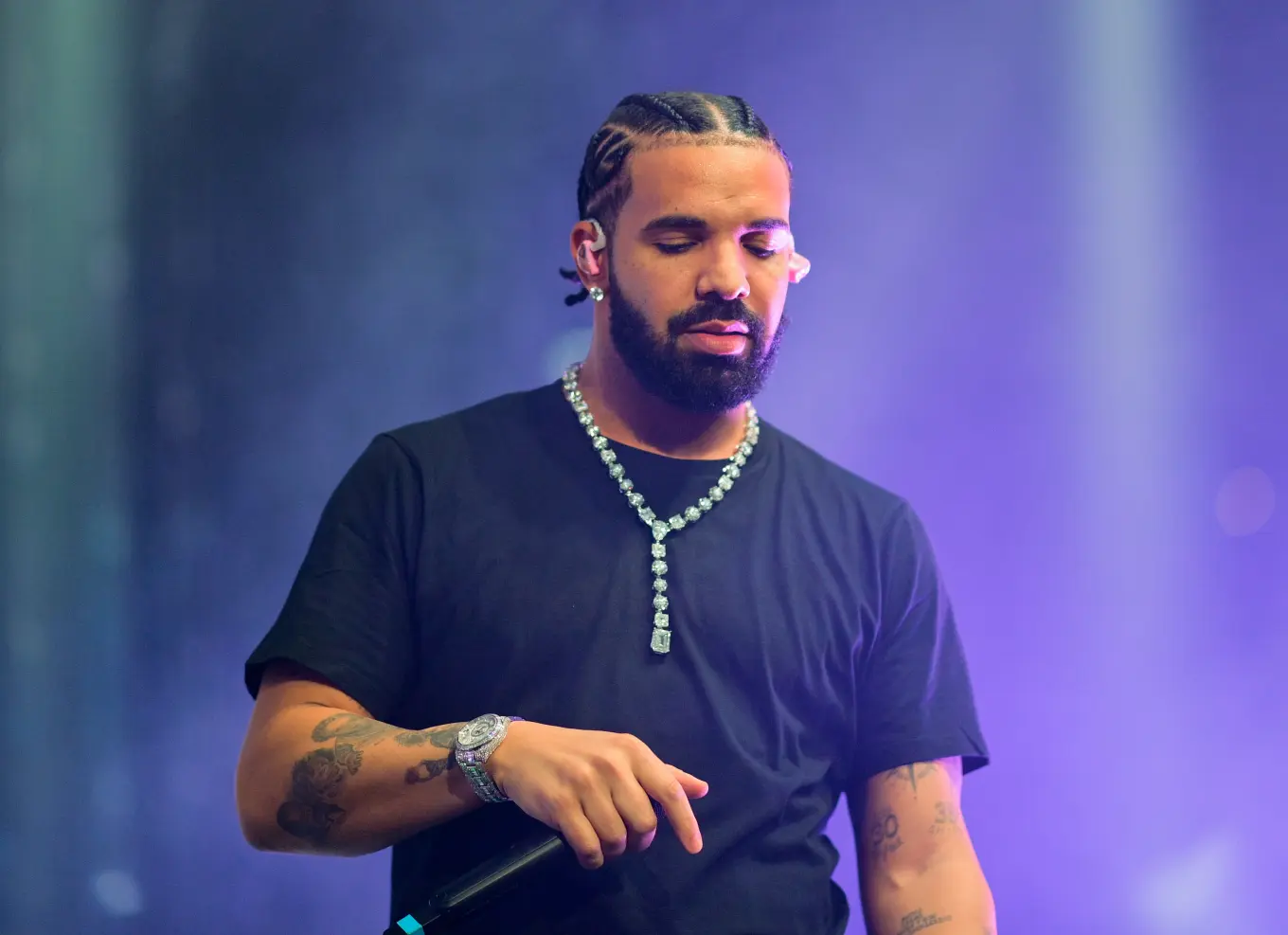 Why Drake Just Postponed Remaining Tour Dates - Newsweek