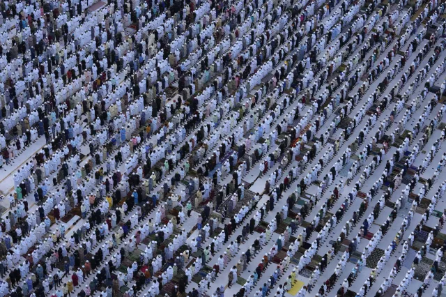 Ramadan Begins: Everything to Know About Muslims’ Month of Fasting ...