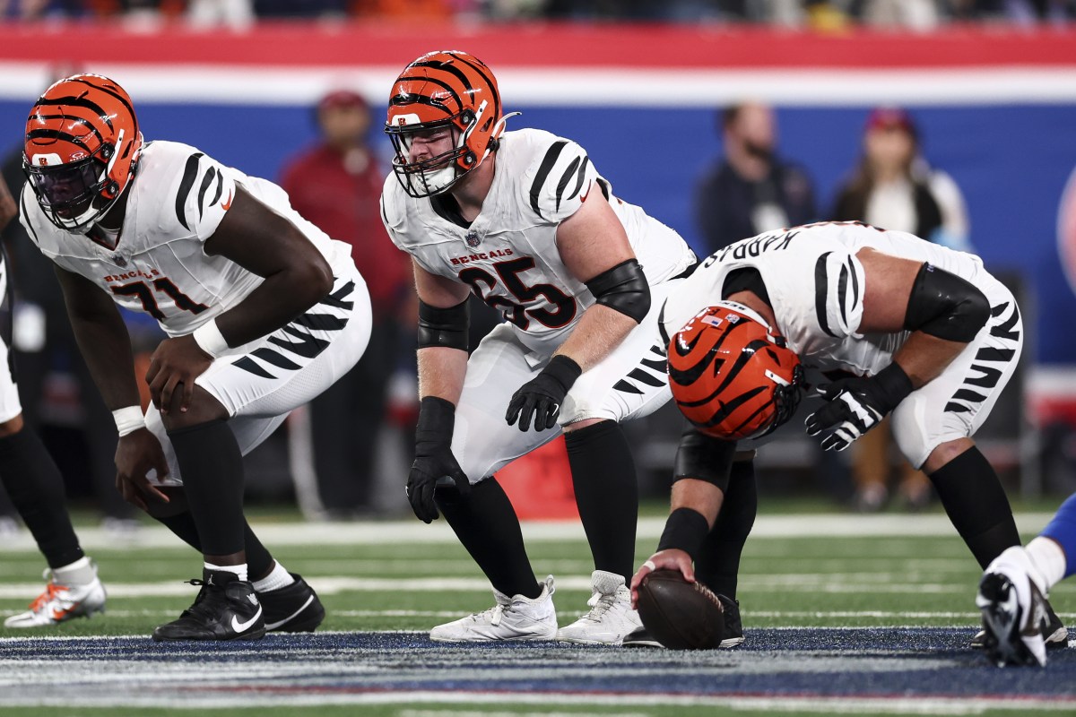 Raiders Make First Major Signing, Add OL Alex Cappa - Newsweek