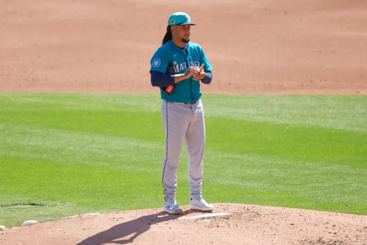 Yankees Linked To Emergency Trade For Luis Castillo As Gerrit Cole ...
