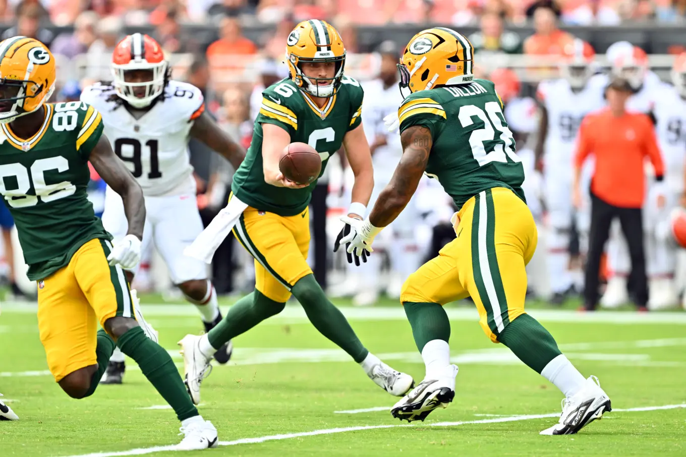 AJ Dillon Joins Philadelphia Eagles After Being Medically Cleared for ...