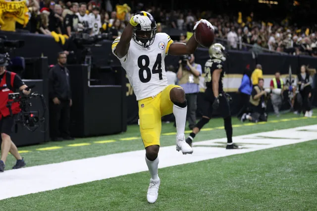 Antonio Brown Posts Crazy AI Video Pitching Return to Steelers With ...