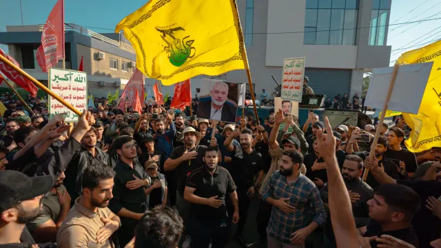 Exclusive: Iraq Militia Issues Trump Ultimatum on US Troops - Newsweek