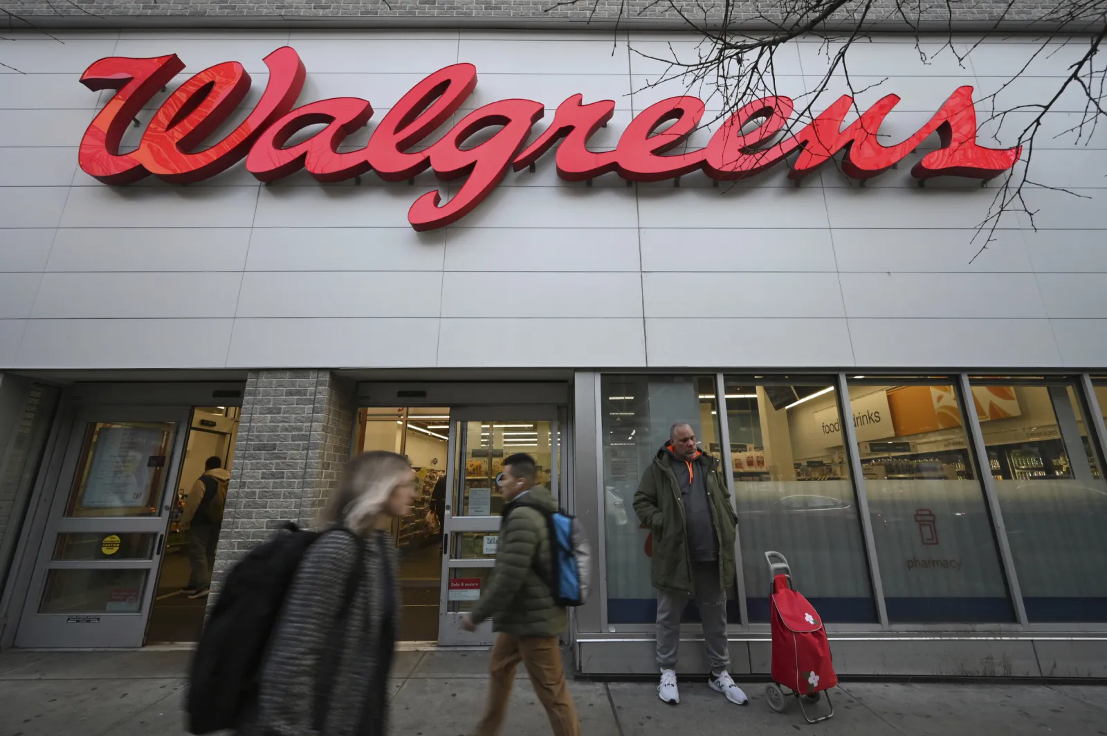 Walgreens to Lay Off Workers as Store Closures Loom - Newsweek