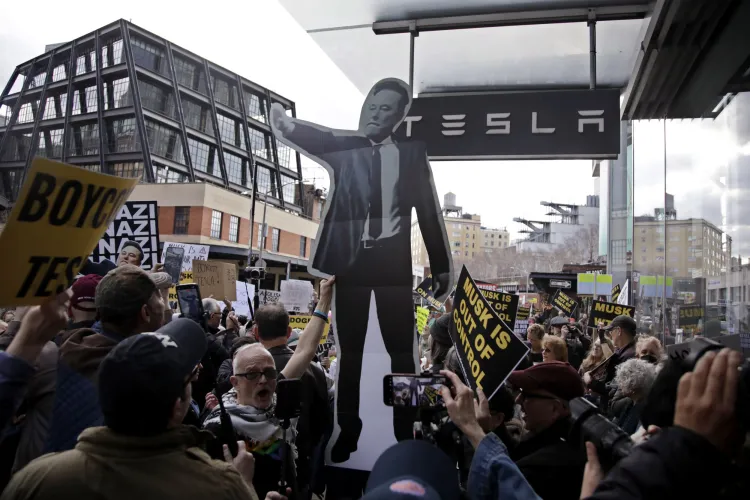Tesla Comes Under Attack in Canada - Newsweek