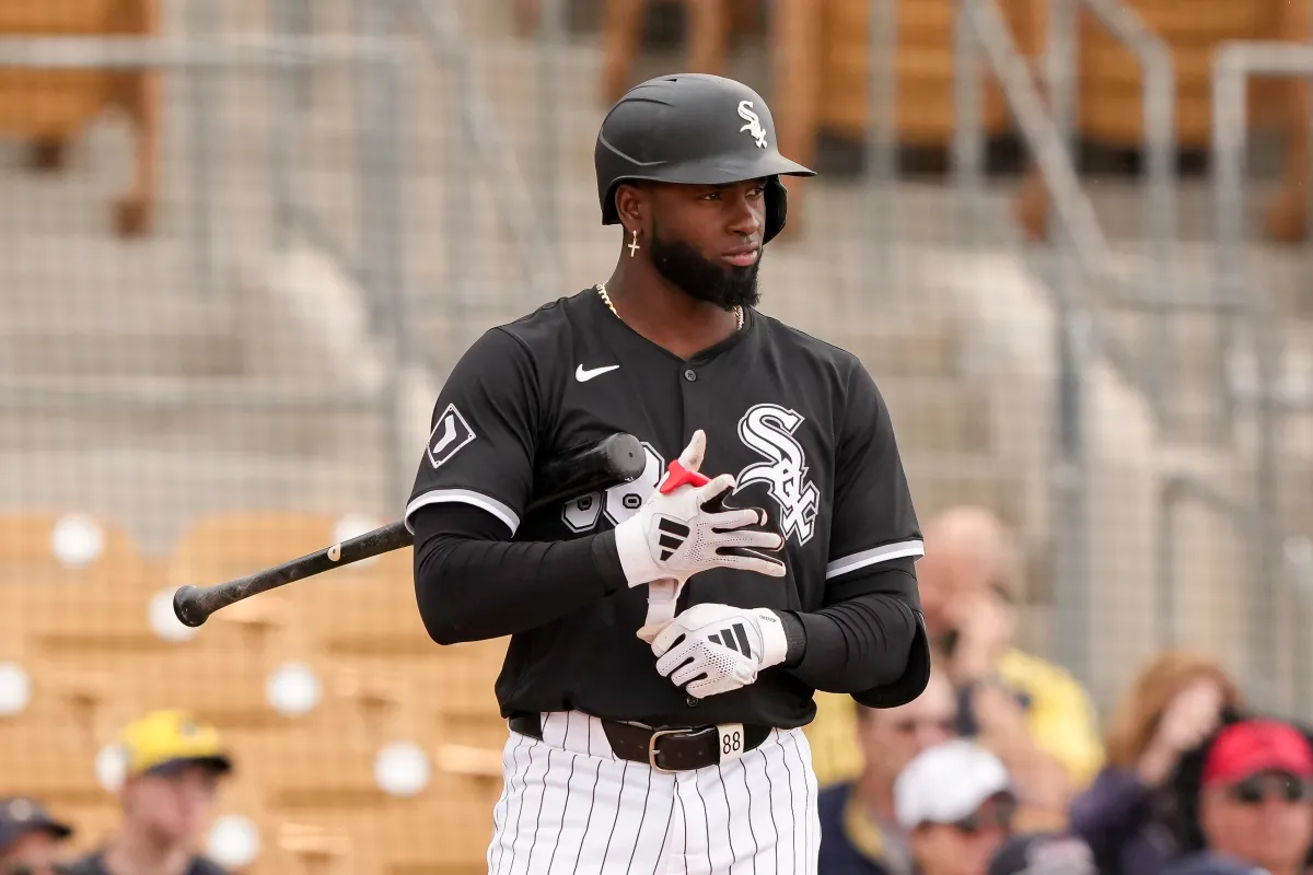 Shocking AL Contender Predicted To Trade For $50 Million Luis Robert Jr ...