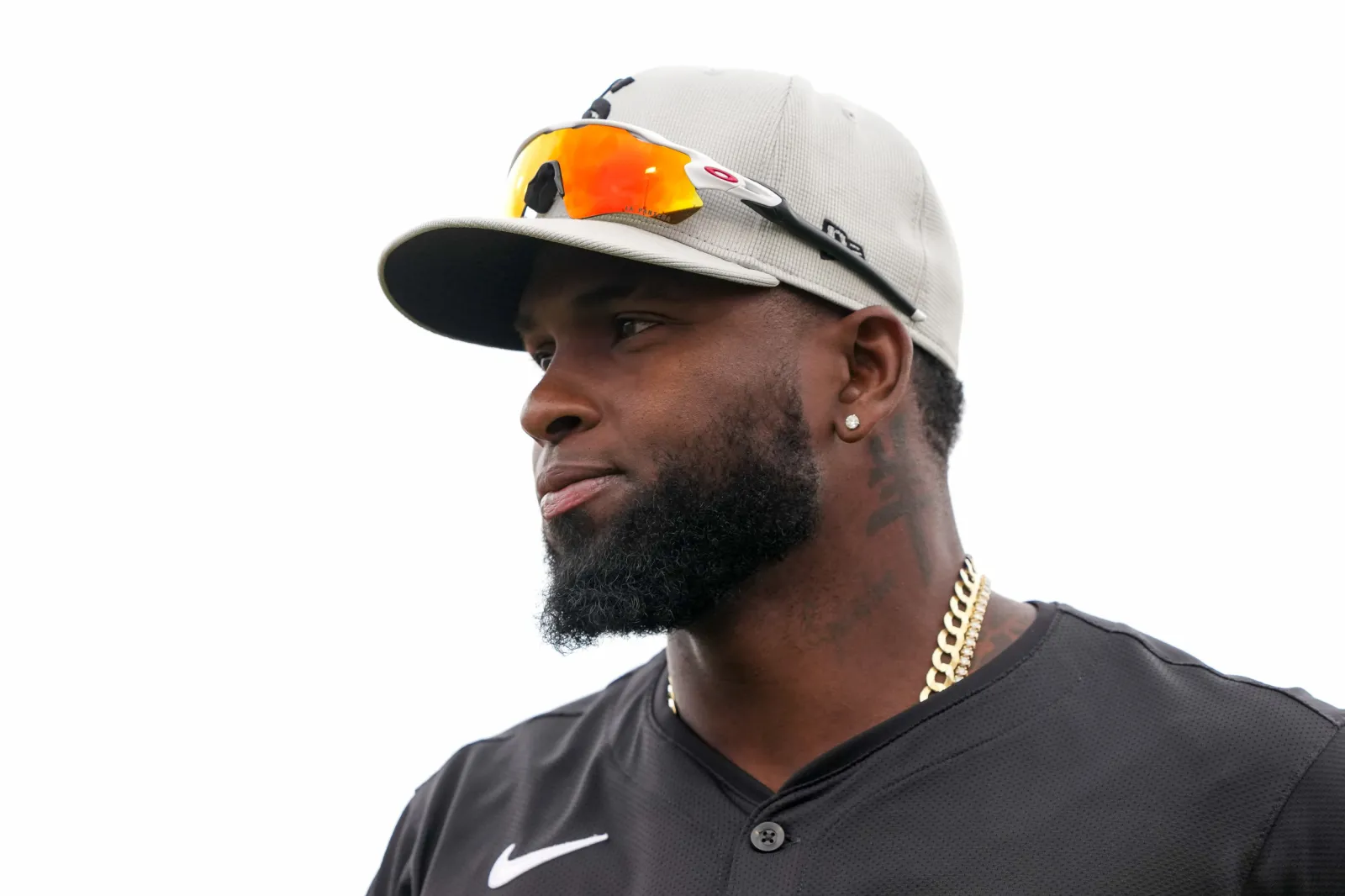 Blockbuster Trade Idea Sends $50 Million Luis Robert Jr. To Shocking ...