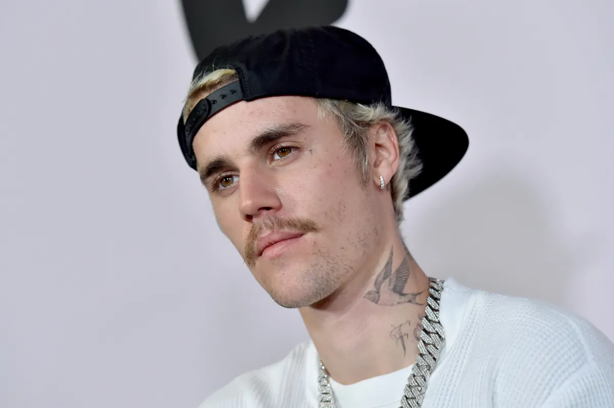 Justin Bieber Makes Bold Revelation in Rare Photo of Son Jack Blues ...