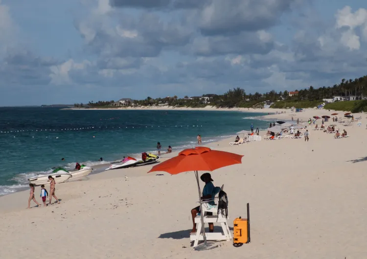 Bahamas Travel Warning Issued: 'Stay Alert' - Newsweek