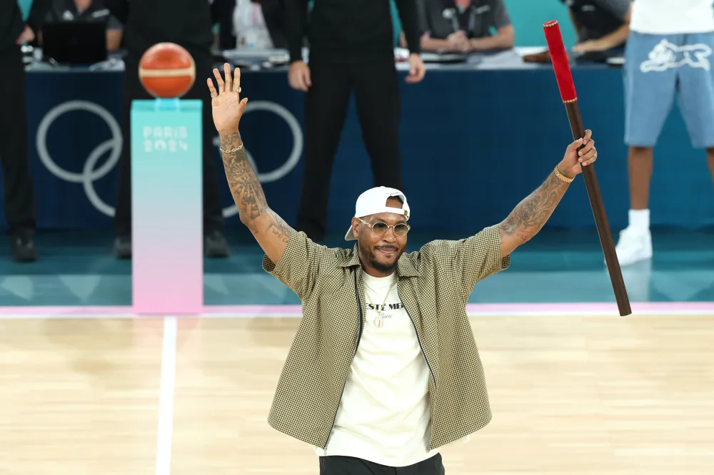 Carmelo Anthony Officially Inducted Into 2025 Basketball Hall of Fame ...
