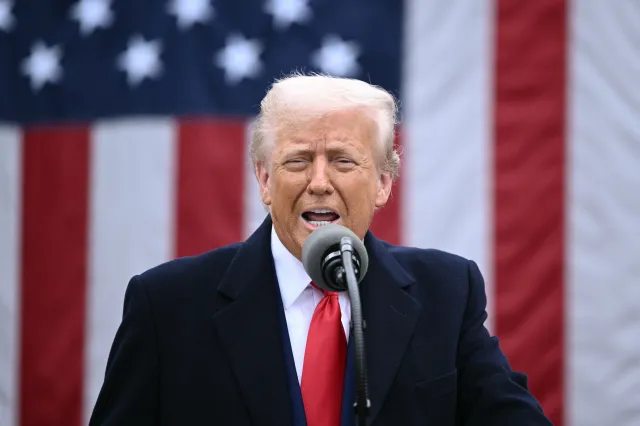 Video Showing Stock Market Fall As Trump Announces Tariffs Goes Viral ...