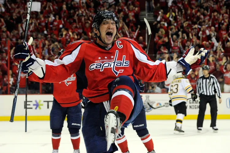 How To Watch Capitals vs Blackhawks: Live Stream Ovechkin Chases ...