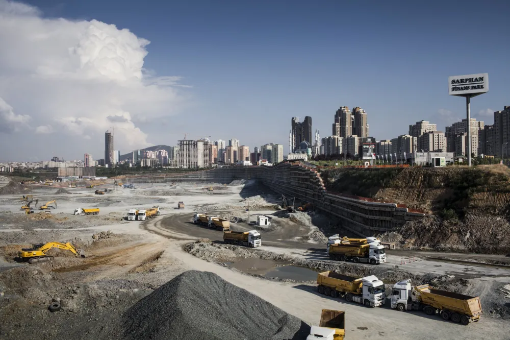 Erdogan’s Grand Construction Projects Are Tearing Istanbul Apart - Newsweek