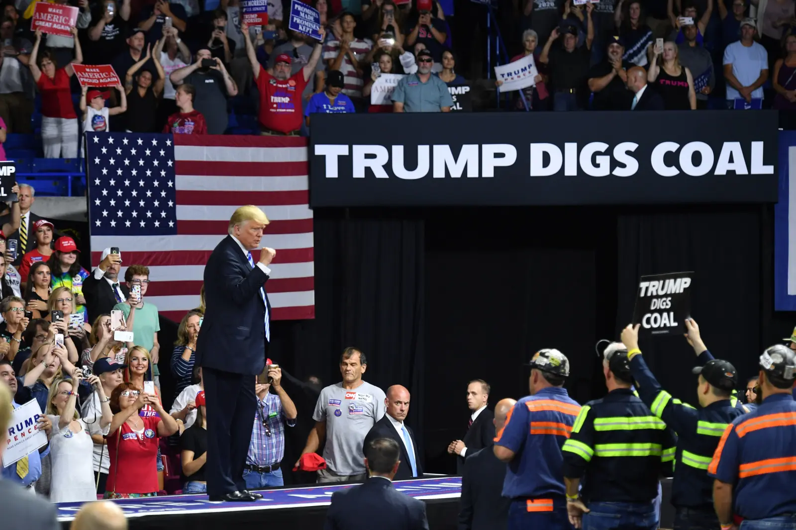 Trump Wants To Revive Coal. The Energy Sector Has Moved On - Newsweek