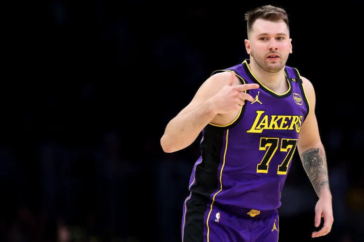 Lakers Luka Doncic Emotional Following Epic Mavericks Tribute Video ...