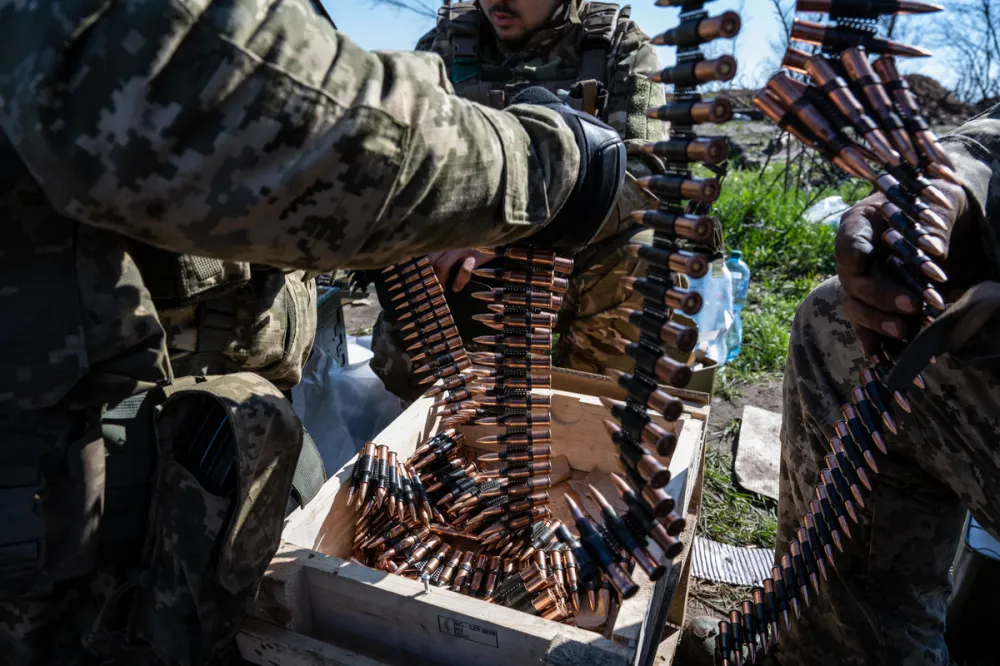 Ukraine’s Main Munitions Plant ‘Wiped Out’ in Russia Air Strike: Report ...