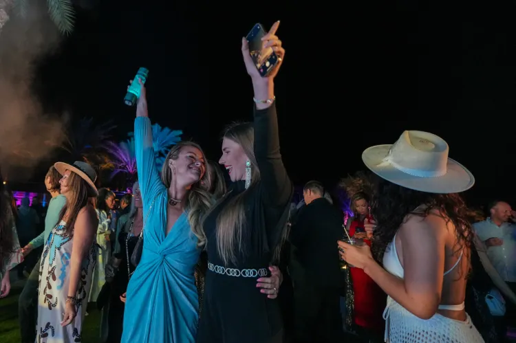 Coachella Chaos as Attendees Complain About Long Lines - Newsweek