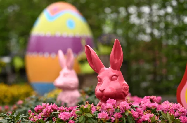 Are Stores Open on Easter? List of Store Hours - Newsweek