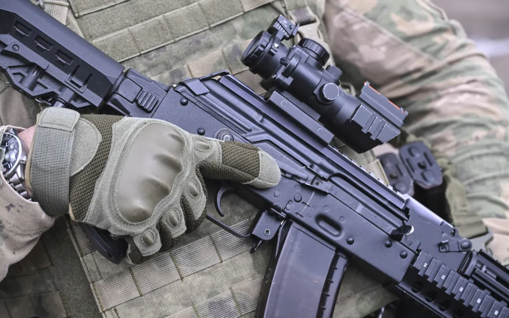 Chinese buyers selling knockoffs of Russian military gear back to ...