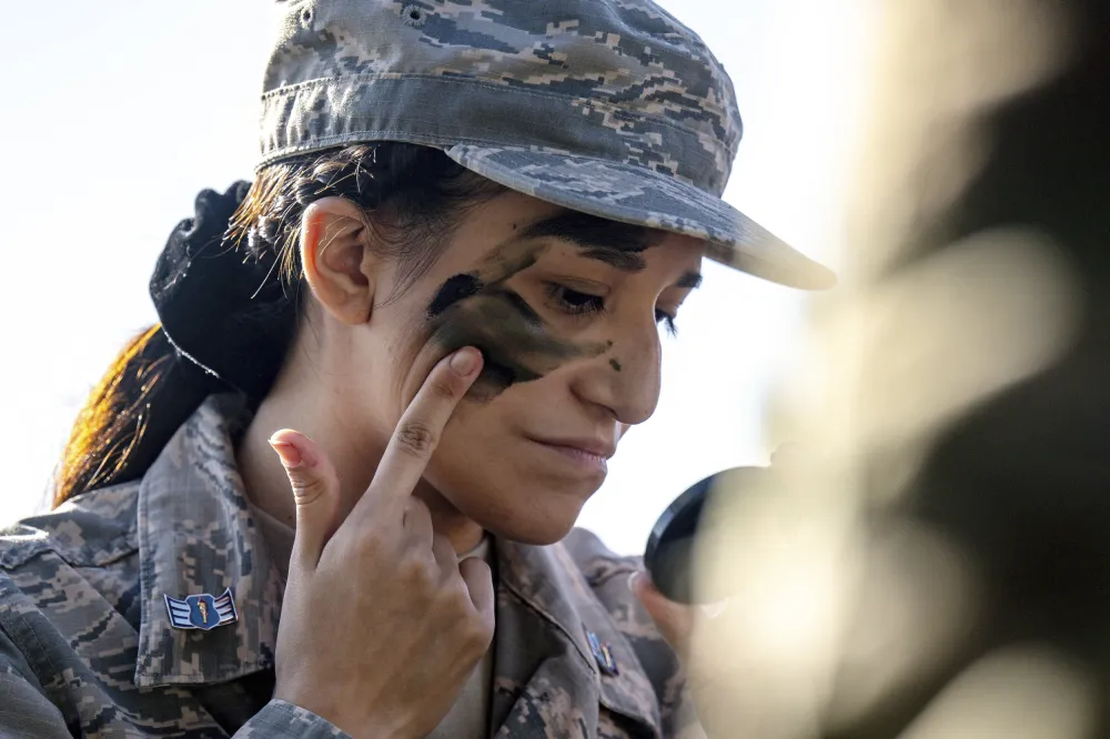 New Army Fitness Test Includes Gender-Neutral Benchmarks - Newsweek
