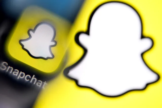 Florida Sues Snapchat Over Childhood Addiction - Newsweek
