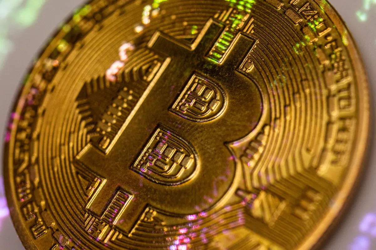 Cathie Wood’s Firm Predicts Bitcoin Price Could Surge to $1.5Mn by 2030 ...